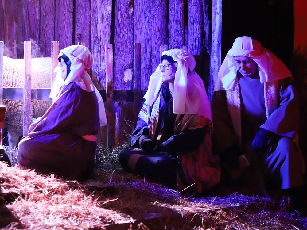 Gallery: Living Nativity is at Science North once again | Sudbury Star
