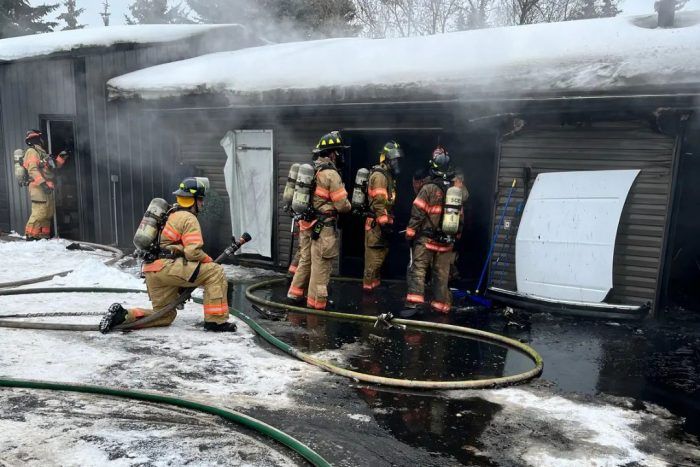 SCES crews battle two garage fires and a train fire | Sherwood Park News