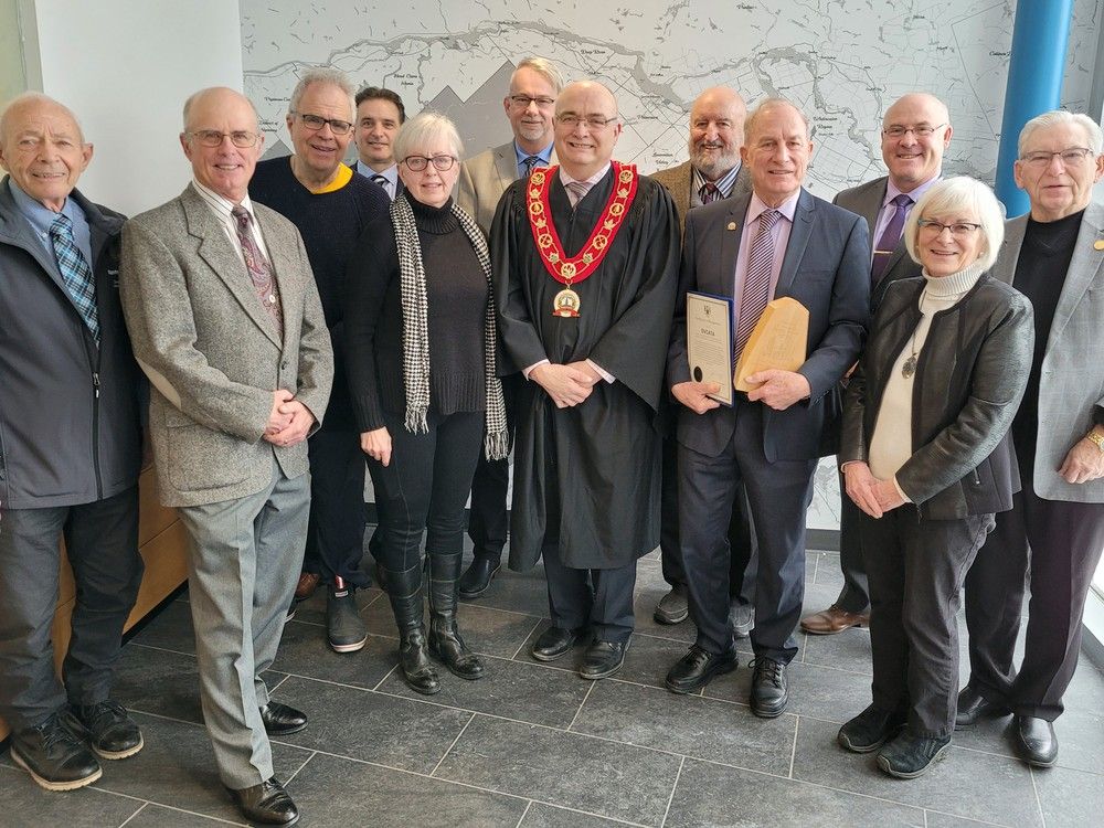 County of Renfrew presents 2022 Warden's Community Service Awards ...