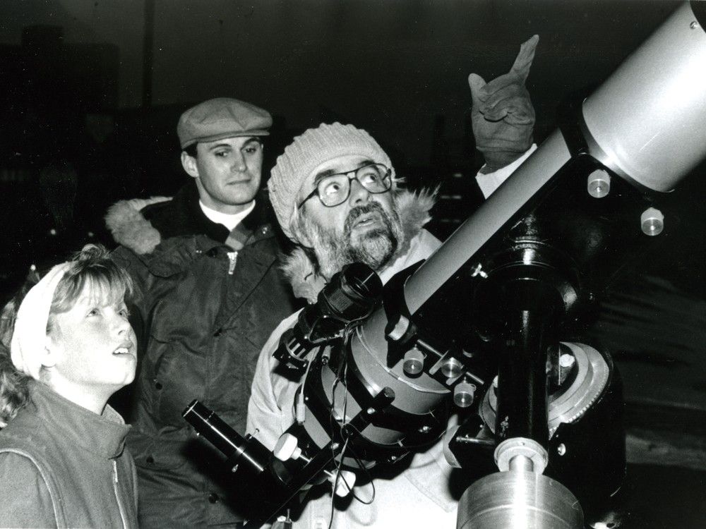 Dickinson 'popularized astronomy': 79-year-old Yarker resident died ...