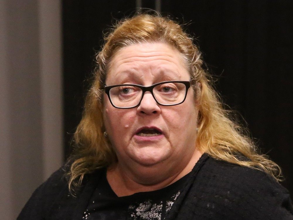 Accent: Frustrated and scared, rBalmoral residents share their stories ...