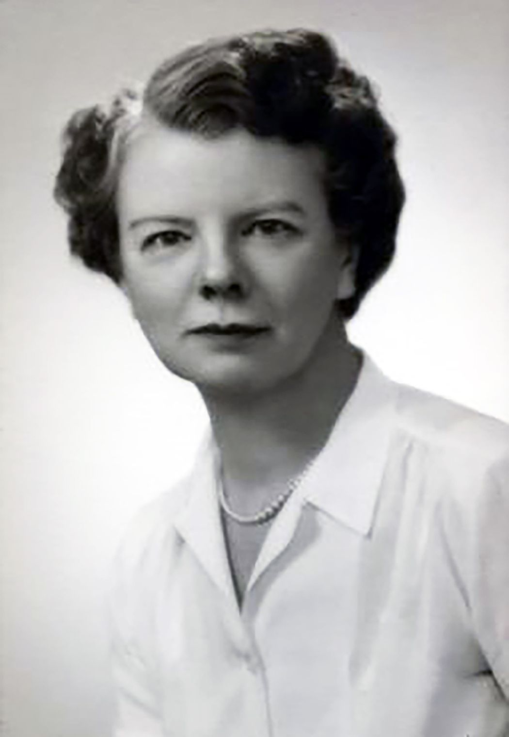 Canadian Heroines, Part 2: Leone Norwood Farrell | The Graphic Leader