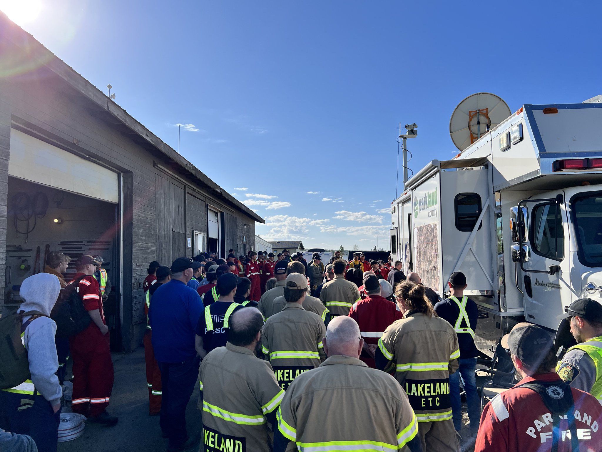 Parkland County mandatory evacuation order Range Road 70 wildfire ...