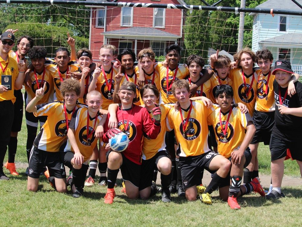 Cornwall Collegiate Golden Raiders are SDG junior AA soccer champs ...