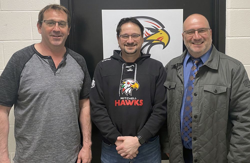 New coaching staff announced by Mitchell Hawks | Mitchell Advocate