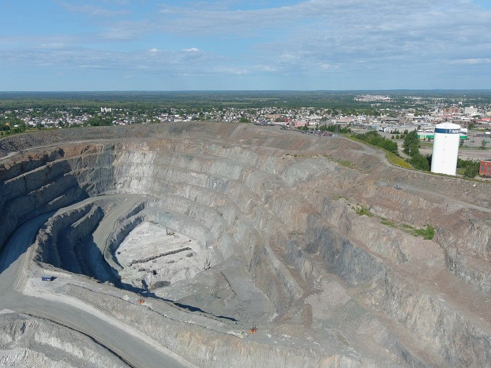 Lookout overlooking pit set to re-open | The Daily Press