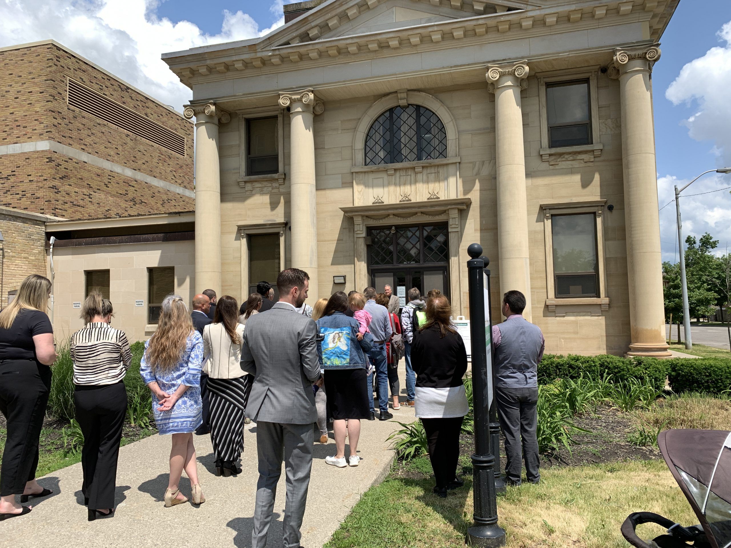 Service Ontario pop-up office opened in Brantford | Brantford Expositor