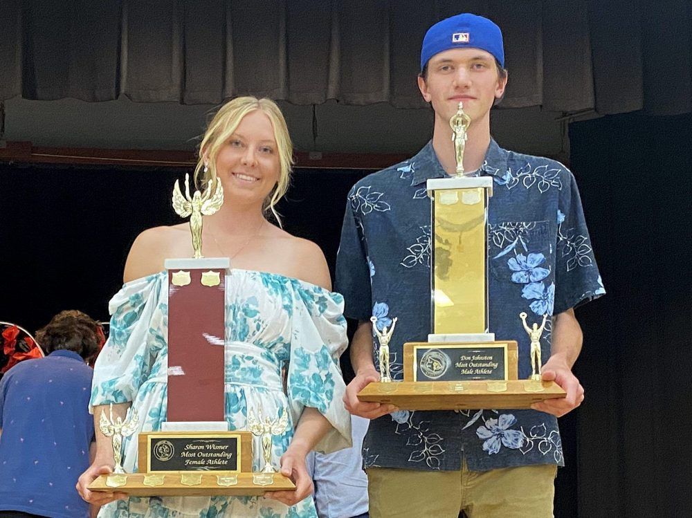 Cardinals award top athletes | Chatham Daily News