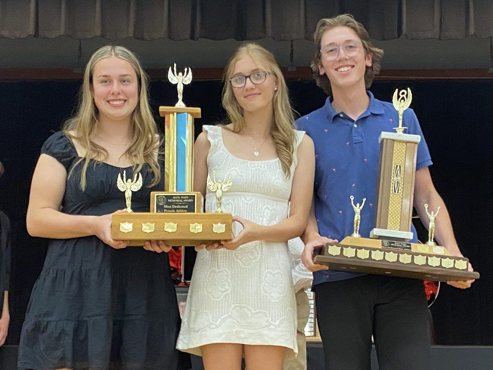 Cardinals award top athletes | Chatham Daily News