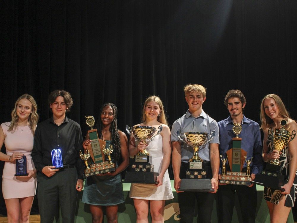 Holy Trinity Falcons hold 2022-23 athletic banquet | Cornwall Standard ...