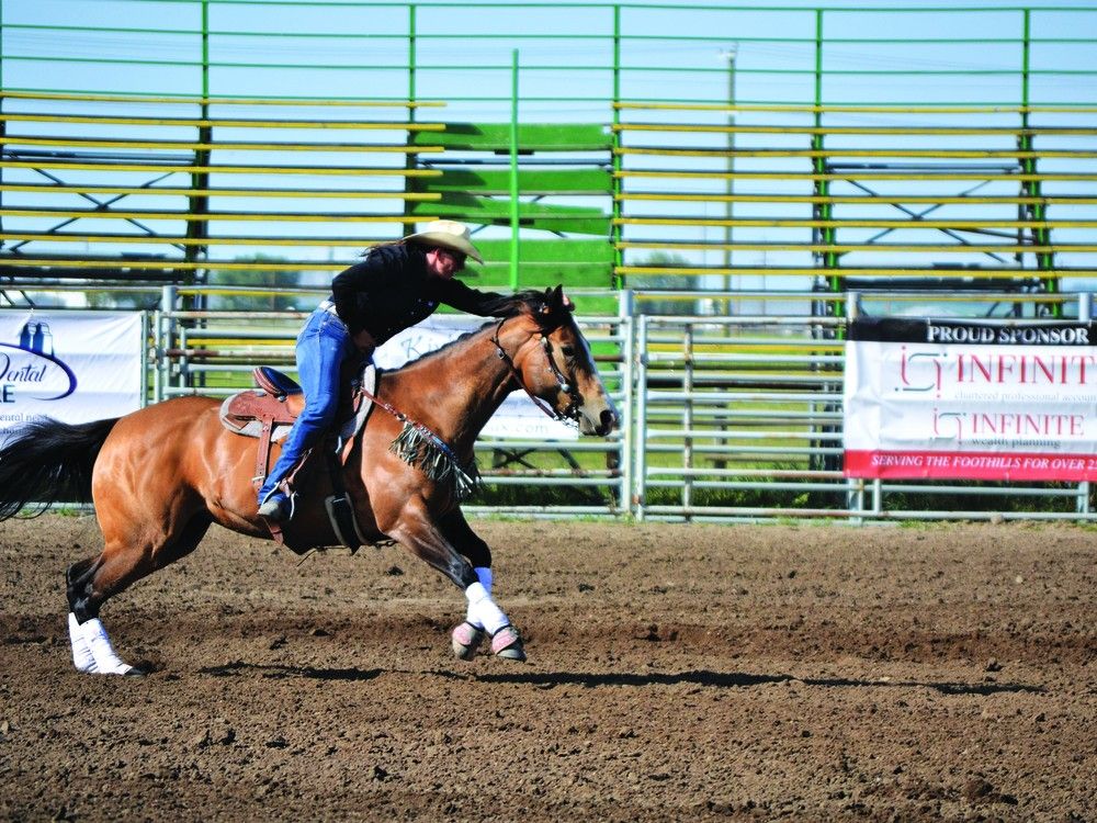 Rodeo contestants donate back their winnings at Sabrina Glazier’s ...