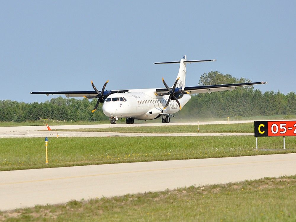 Calm Air flight draws attention during stop at Kincardine Airport ...