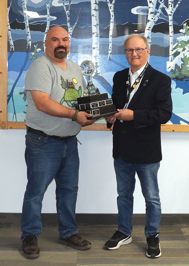 EHS wins Go Green Globe from RDSB | Mid-North Monitor