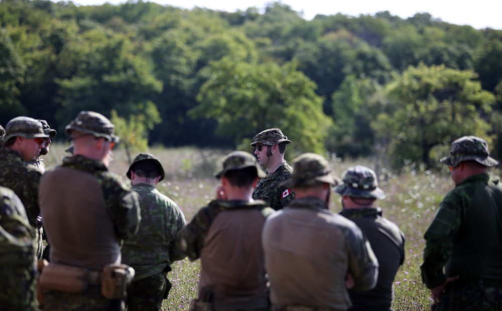 Soldiers simulate live combat at Meaford base in largest army reserve ...