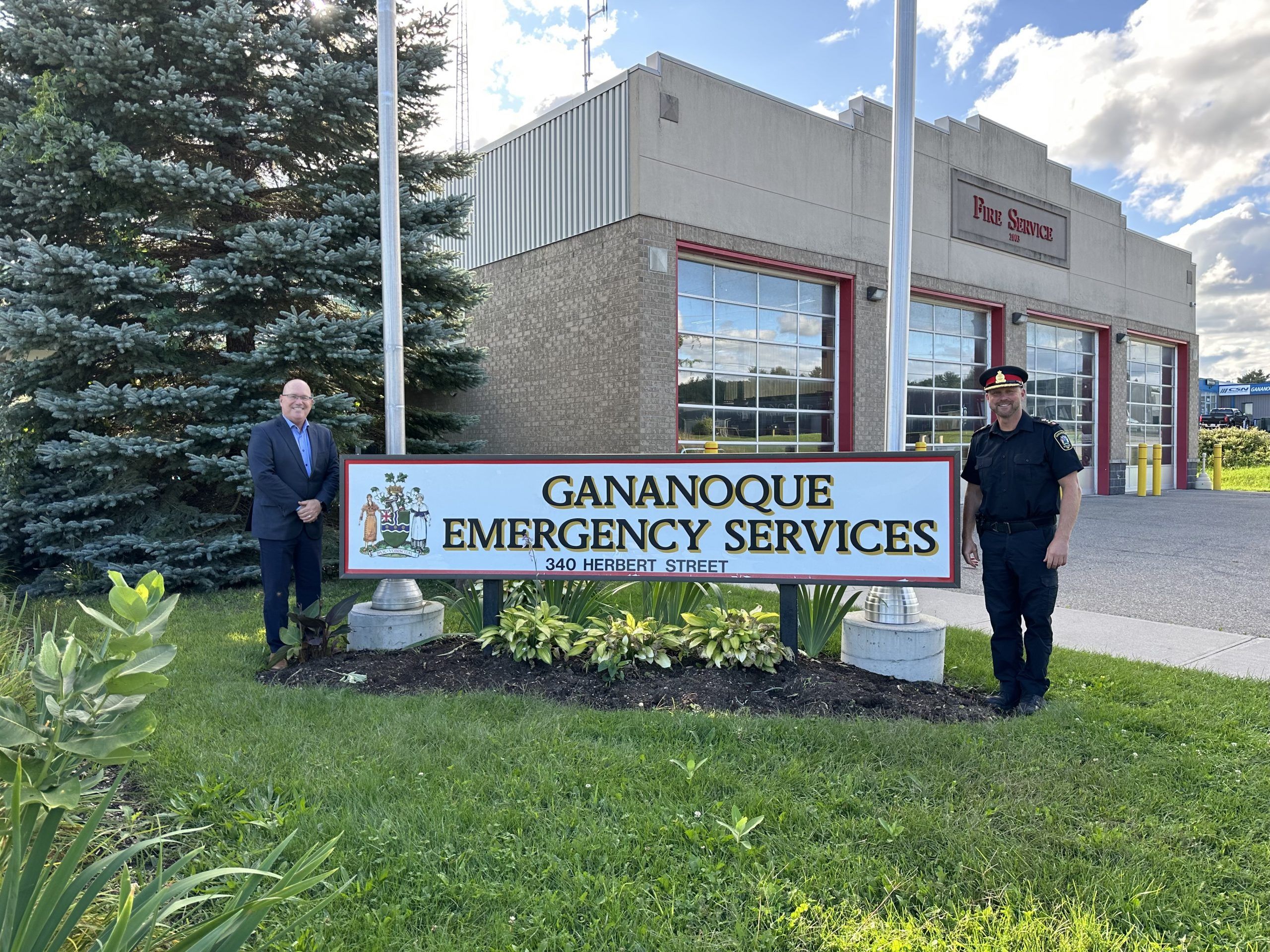 Gananoque police receive grant to support victims | Brockville Recorder ...