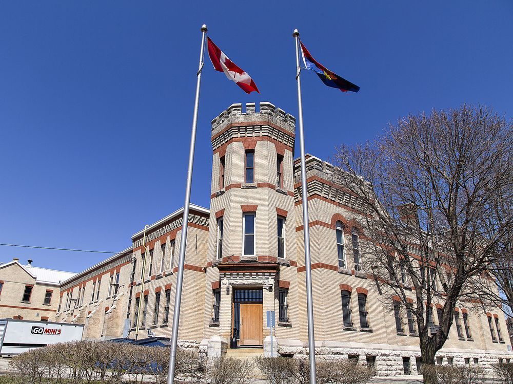 56th Field Regiment participating in Canadian Army Run | The Woodstock ...