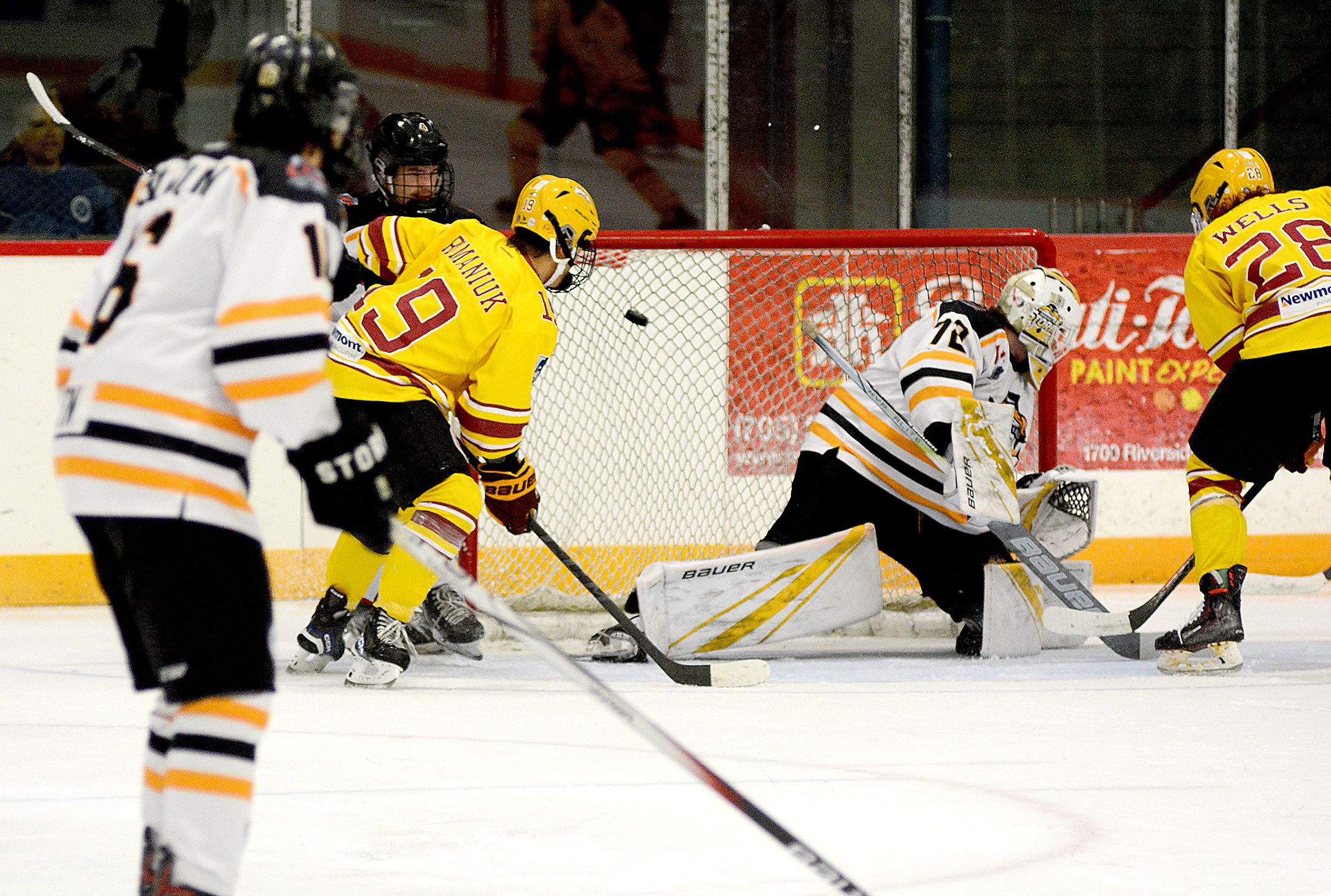 GALLERY: Rock storm past Iroquois Falls to regain mojo | The Daily Press