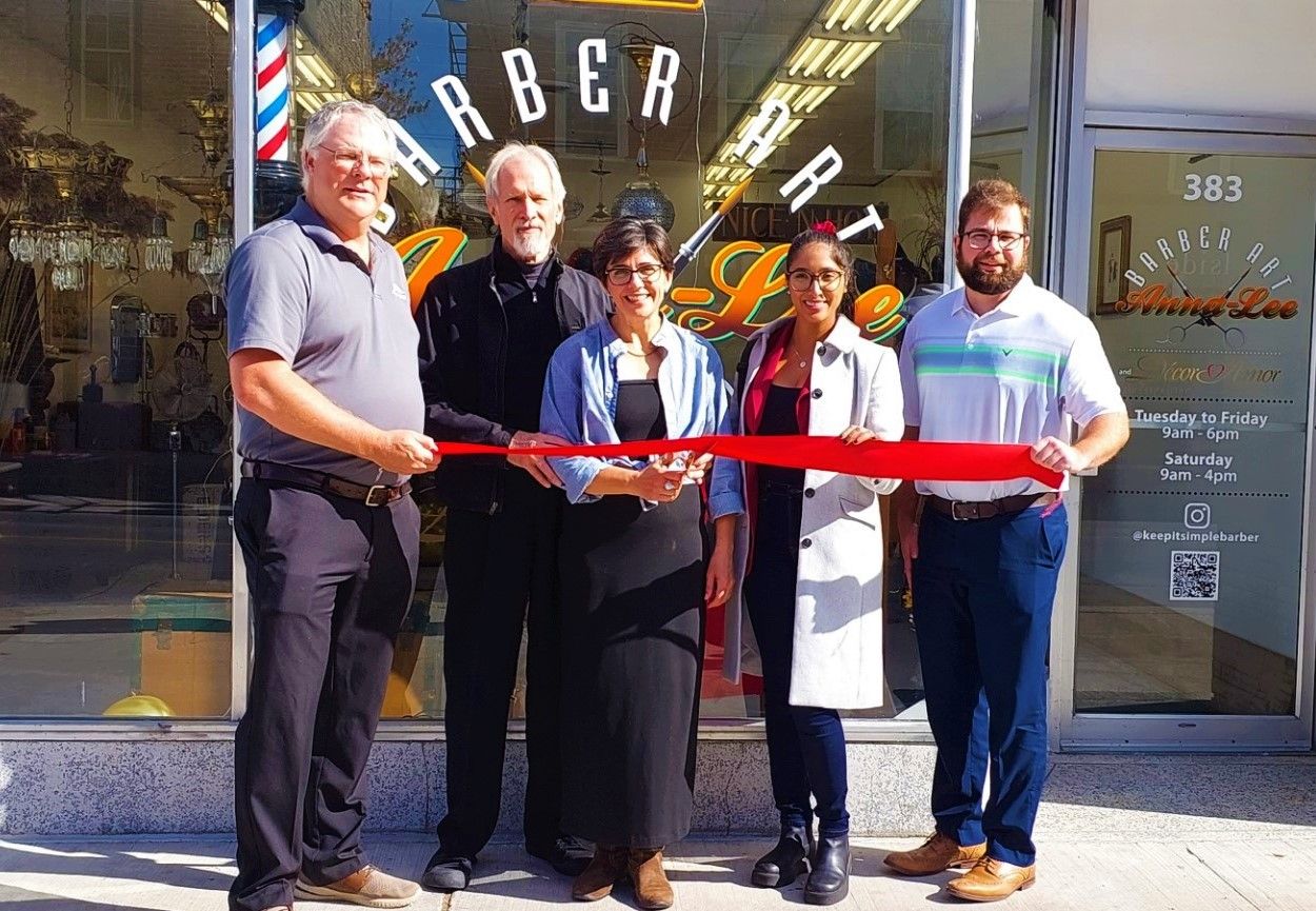 Barber Art by Anna-Lee and Décor Amor opens in Belleville | Belleville ...