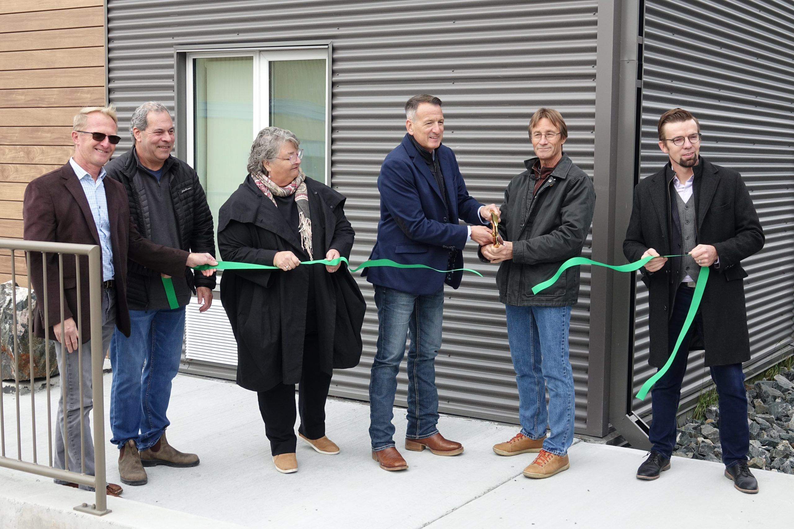 KDSB, province and city celebrate opening of new affordable housing ...
