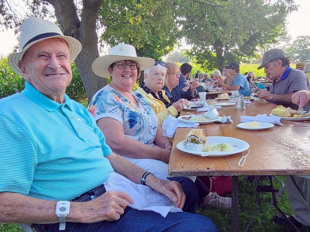 PHOTOS: A good old-fashioned gathering | Ontario Farmer