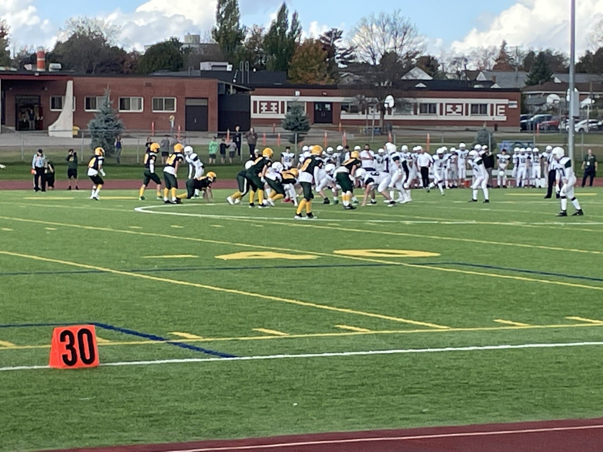 Senior Bears football team thrill huge crowd for SJSH Homecoming ...