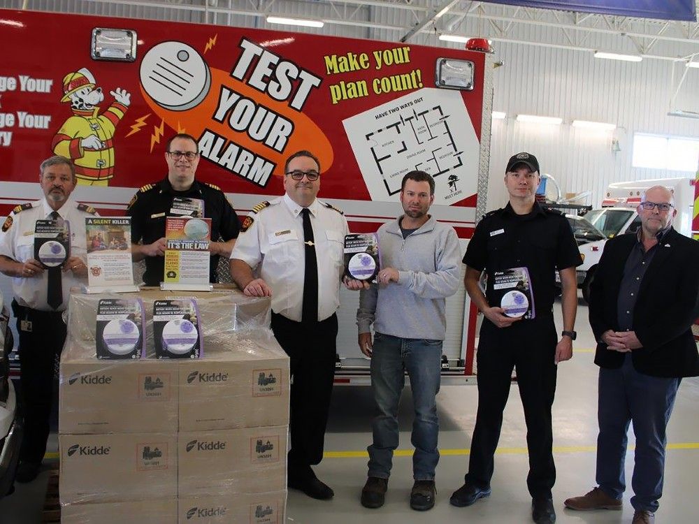 Enbridge gifts alarms to PEC Fire Department | Belleville Intelligencer
