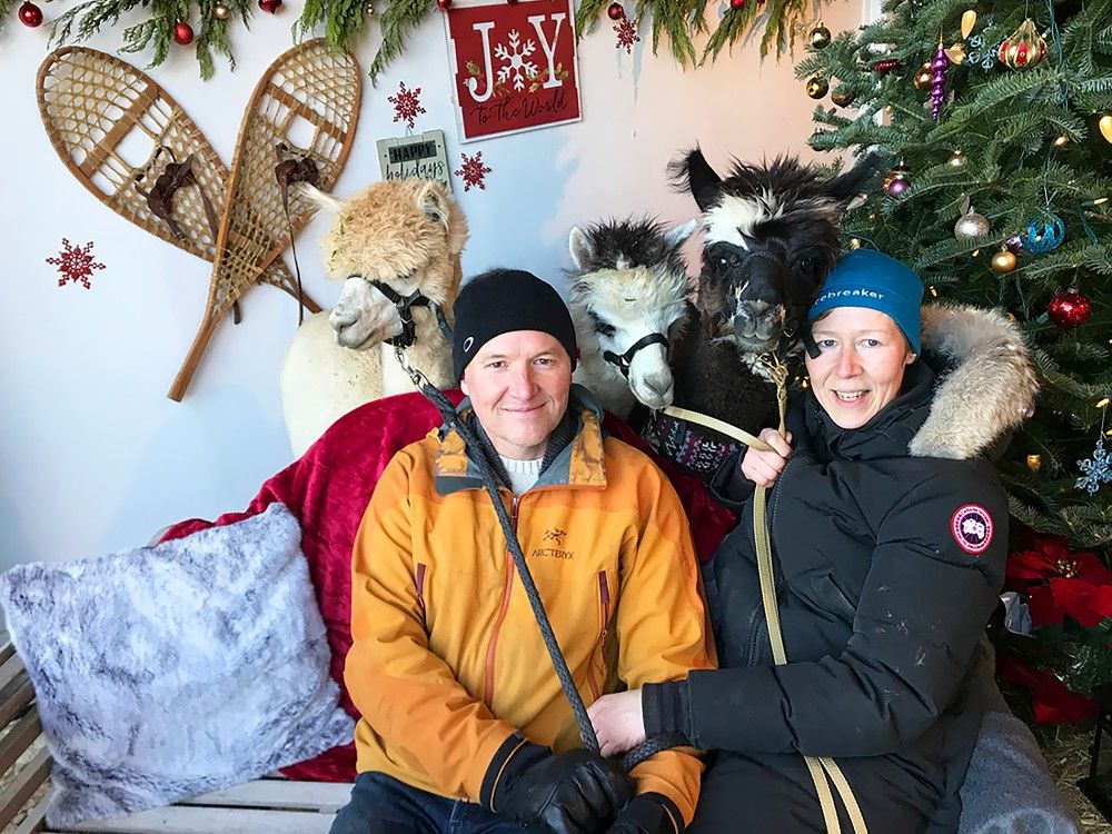 ANDARA Gallery hosting 4th Annual Holiday Photo in the Barn and Ode to ...