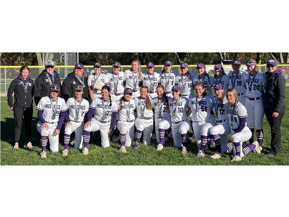 Wedow's Western career ends with provincial women's softball silver ...