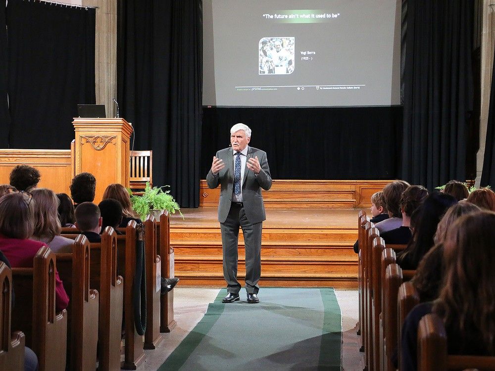 General Roméo Dallaire speaks at sold-out lecture at Albert College ...