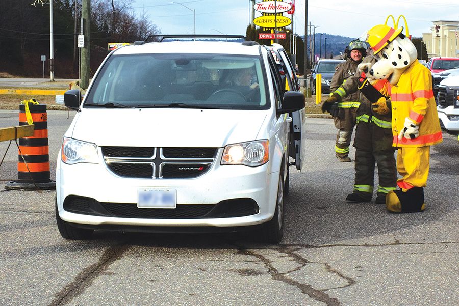 Elliot Lake Firefighters Food Drive Dec. 2 | Elliot Lake Standard
