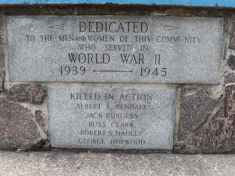 Point Edward honours its fallen with early Remembrance Day parade | The ...