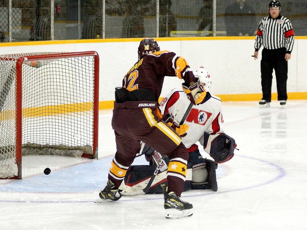 GALLERY: U18 Majors turn strong start into another victory | The Daily ...