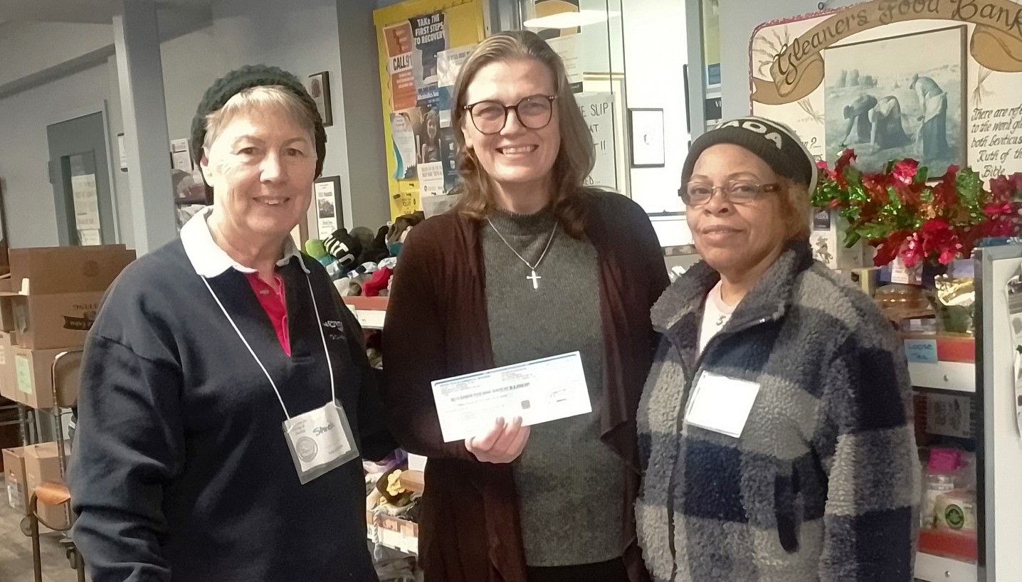 UFCW Locals 175 and 633 support Gleaners Food Bank Quinte | Belleville ...