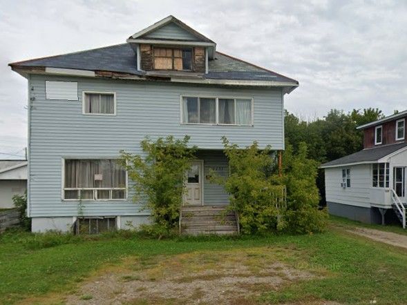 Council approves demolition of dangerous and unsightly house ...