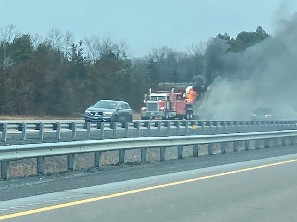 Driver uninjured as truck burns along Hwy. 401 near Kingston | The ...