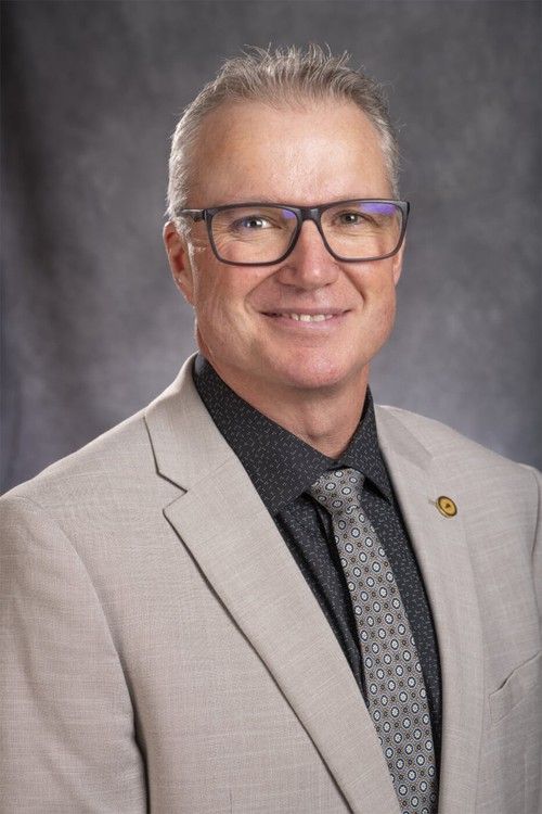 Long time Reeve Steps Down for Health Reasons, Reflects on Career | The ...