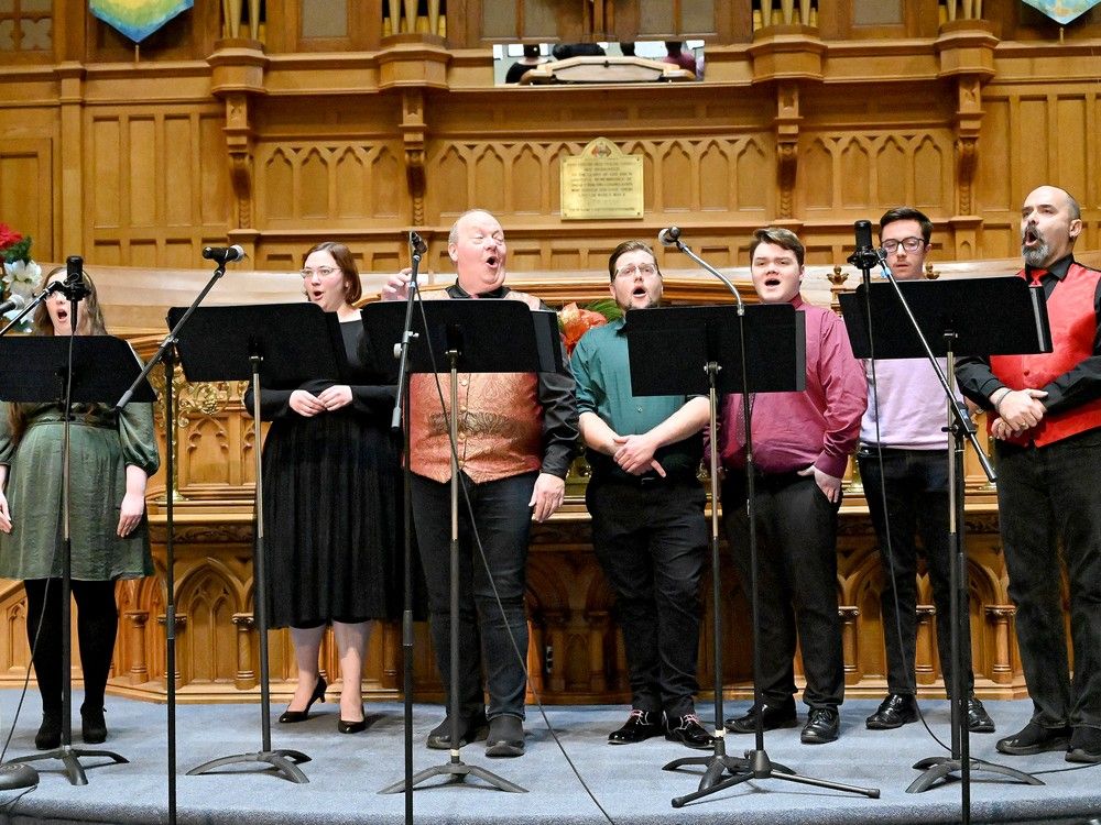 PHOTOS and VIDEO: Brockville welcomes the new year in song | Brockville ...