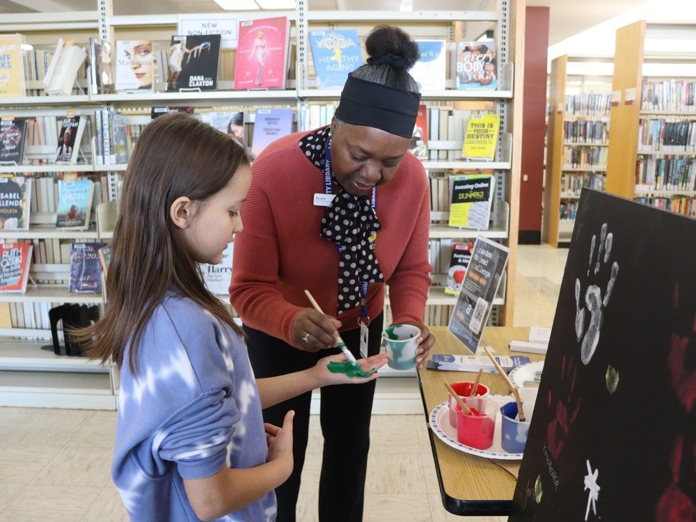Family literacy party draws a crowd to downtown Sarnia library | The ...
