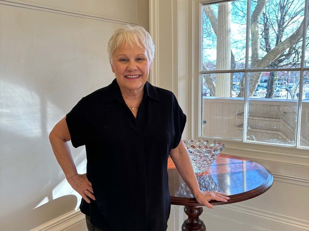 Norfolk playwriter brings history to life at Lynnwood | St. Thomas ...