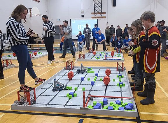 Future innovators shine at ADSB VEX Robotics competition | Sault This Week
