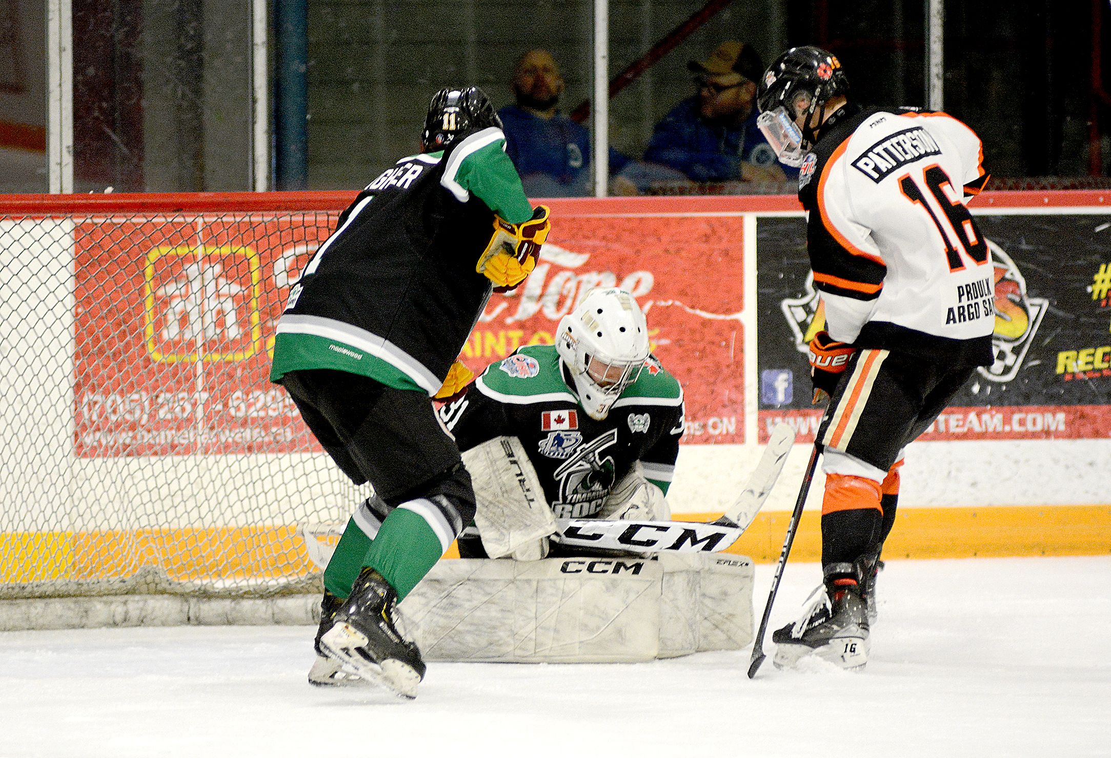 GALLERY: Big win over division rival snaps losing streak | The Daily Press