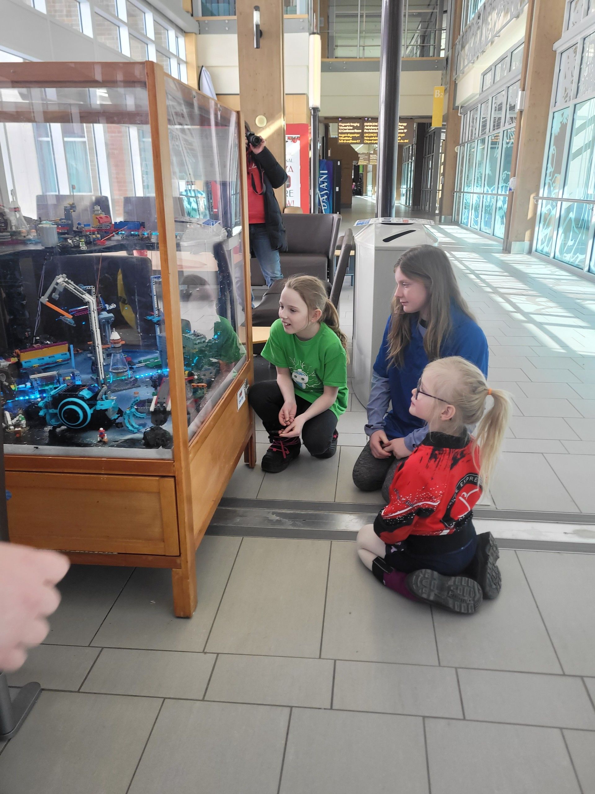 Robotics contraption raises thousands for hospital | North Bay Nugget