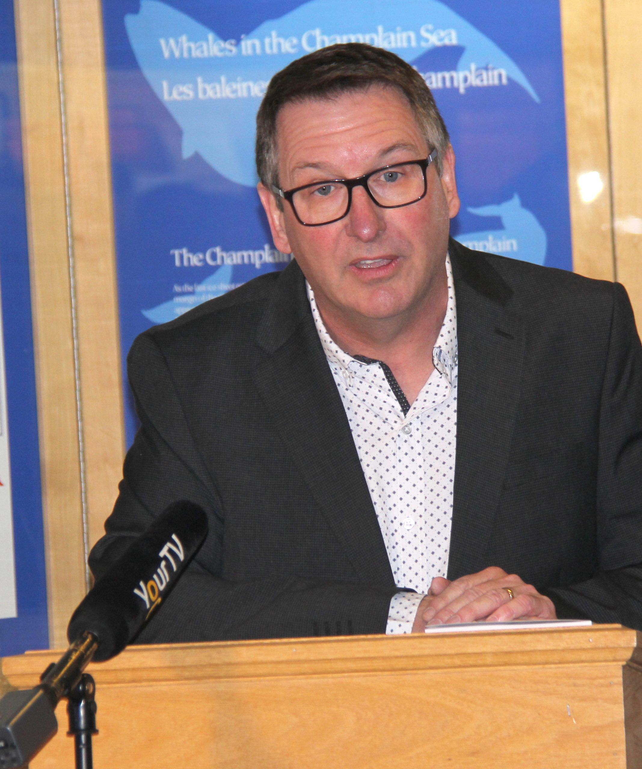 Local author pens book discussing the 1942 Almonte train wreck ...