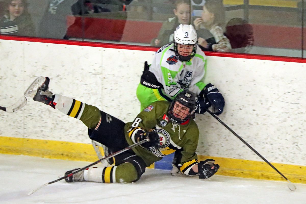Espanola Paper Kings double the visiting Voodoos 4-2 | North Bay Nugget
