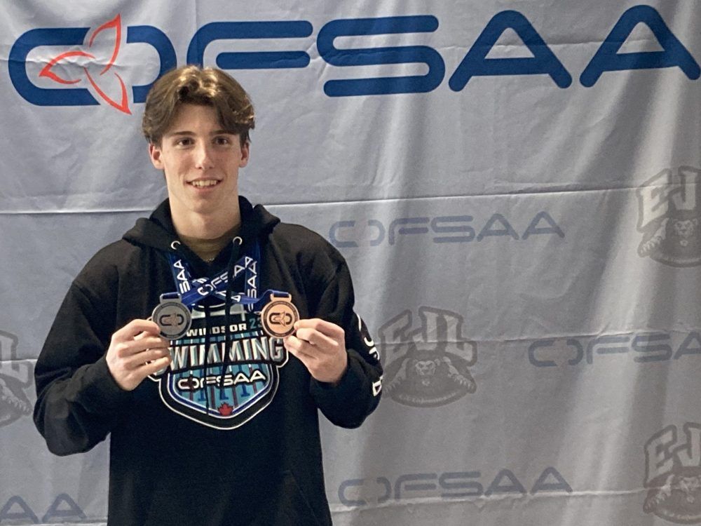 Landon, Wallace win big at SWOSSAA swim meet | The Sarnia Observer