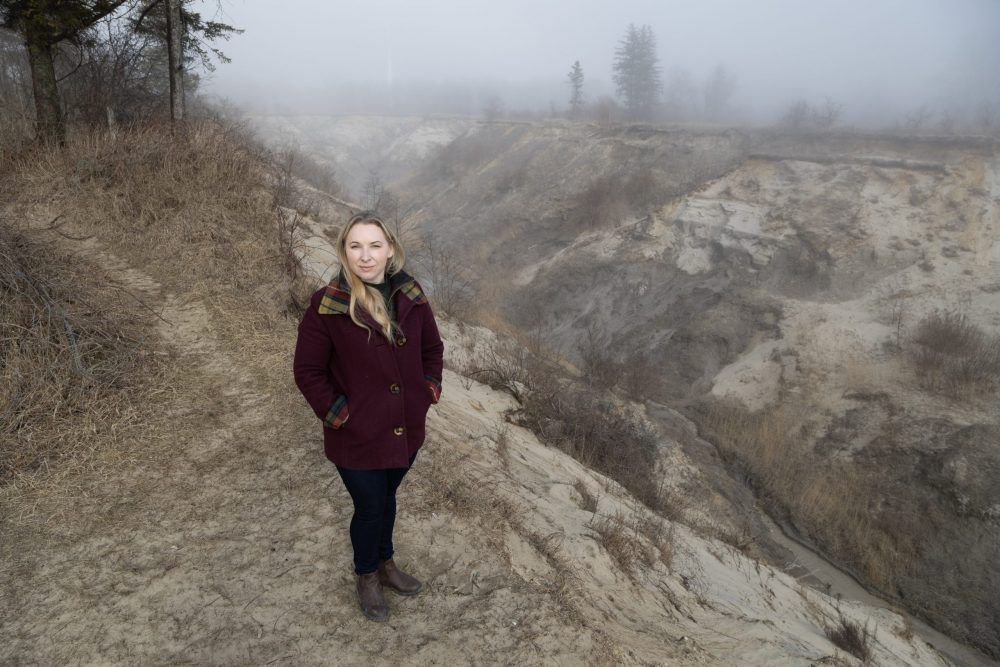 'The grand canyon': Huge crater on Erie's shore underlines erosion ...