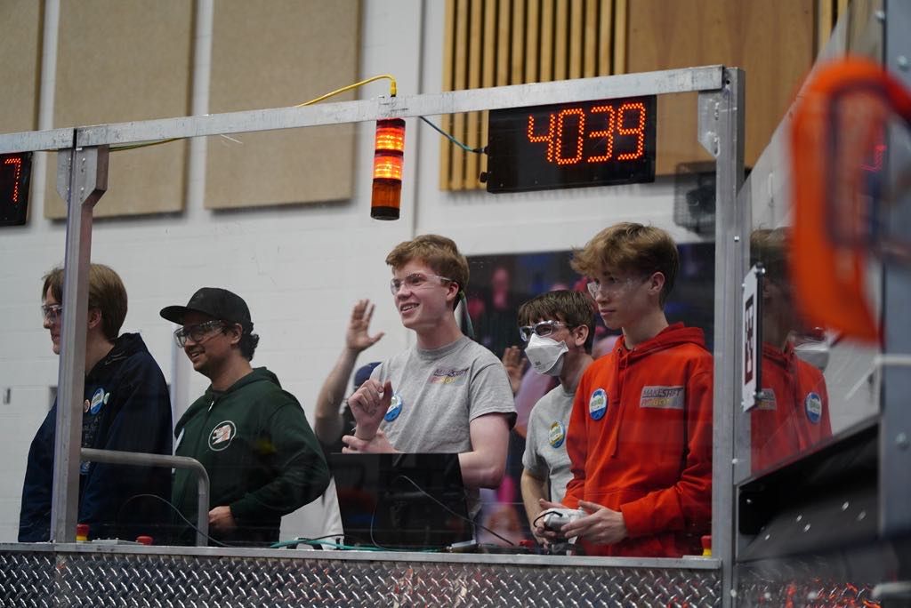 Team 1305 finishes 2nd overall in Robotics event and wins major prize ...