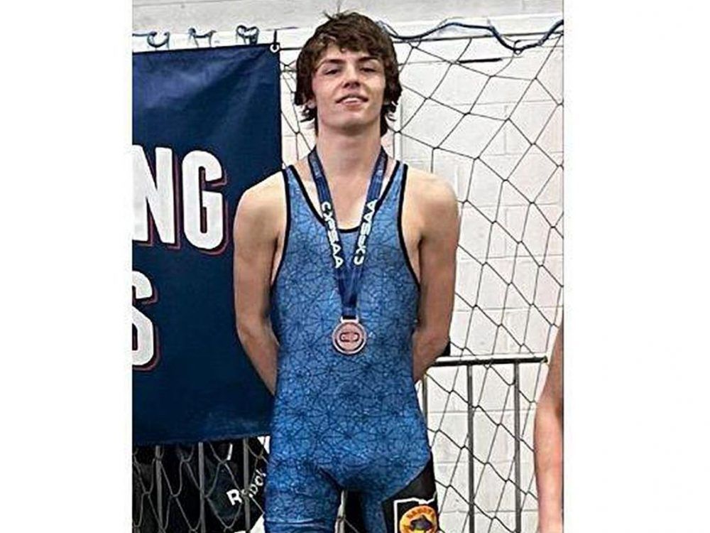 Wrestlers win OFSAA medals | The Sarnia Observer