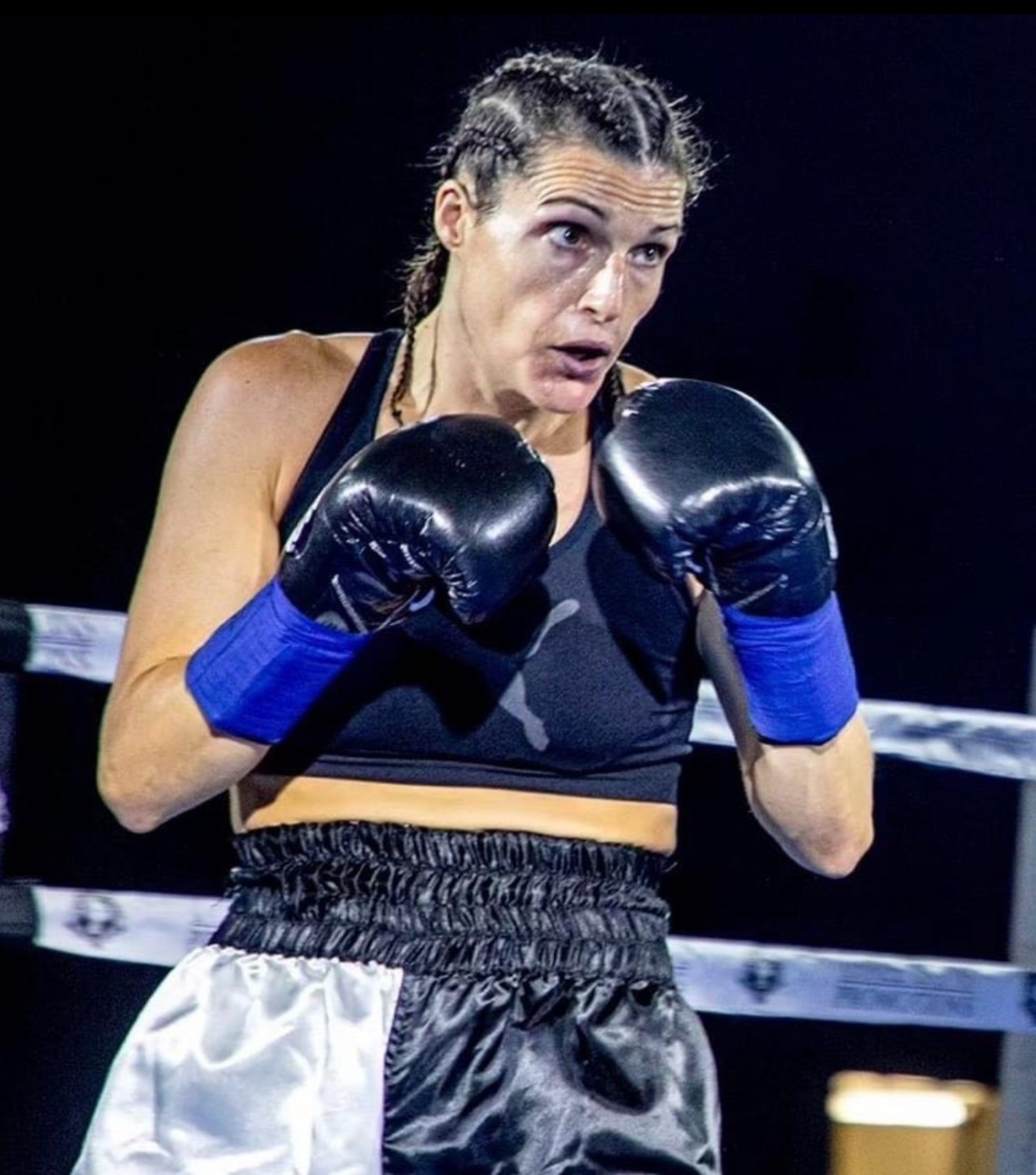 Bell City boxer preparing for title fight | Brantford Expositor