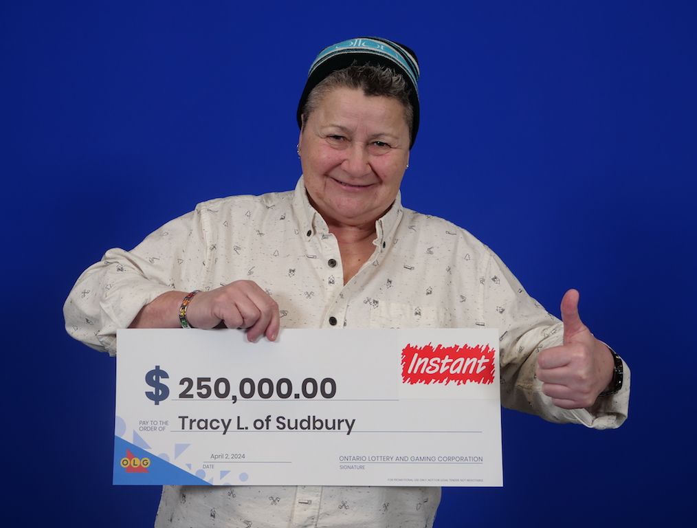 Sudbury woman celebrates $250K lottery win | Sudbury Star